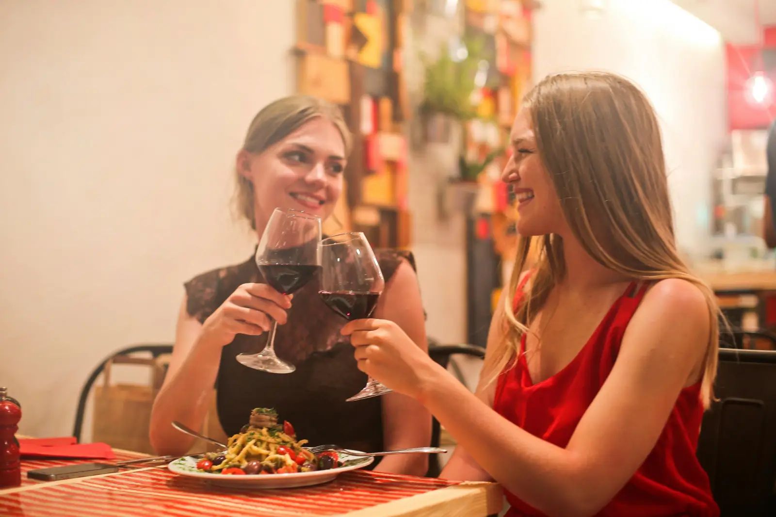 Farmhouse at Lantern Commons: Best Restaurants in Westfield, IN